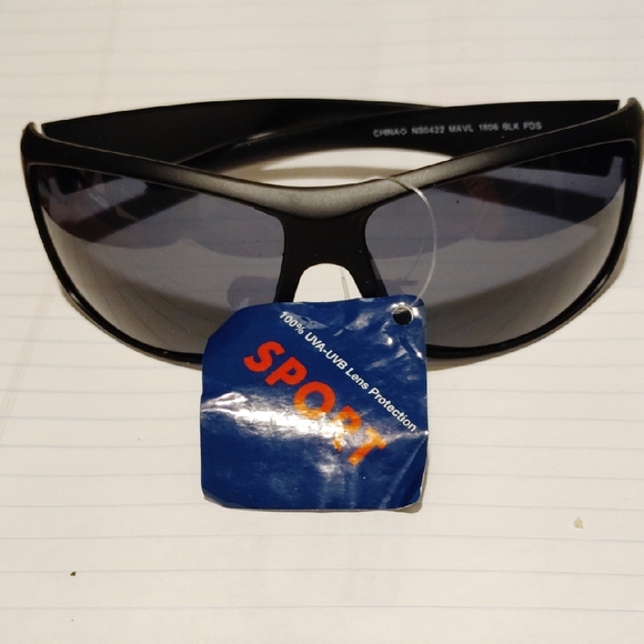 Foster Grant | Accessories | Foster Grant Black Sport Glasses | Poshmark